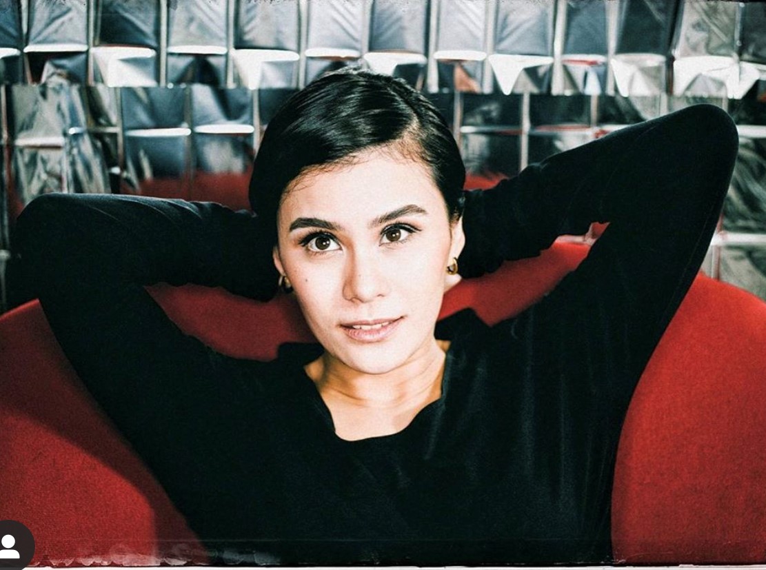 ร้อยโทหญิง พิมดาว พานิชสมัย (มัดหมี่) - Praew (แพรว) – All Luxe You Can ...