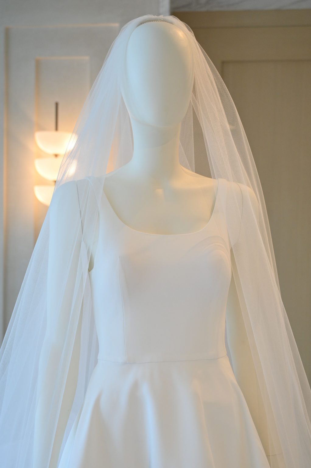 ชุดเจ้าสาวสุดหรู WHITE Asava 2022 Collection ที่สื่อถึงความสนุก ...