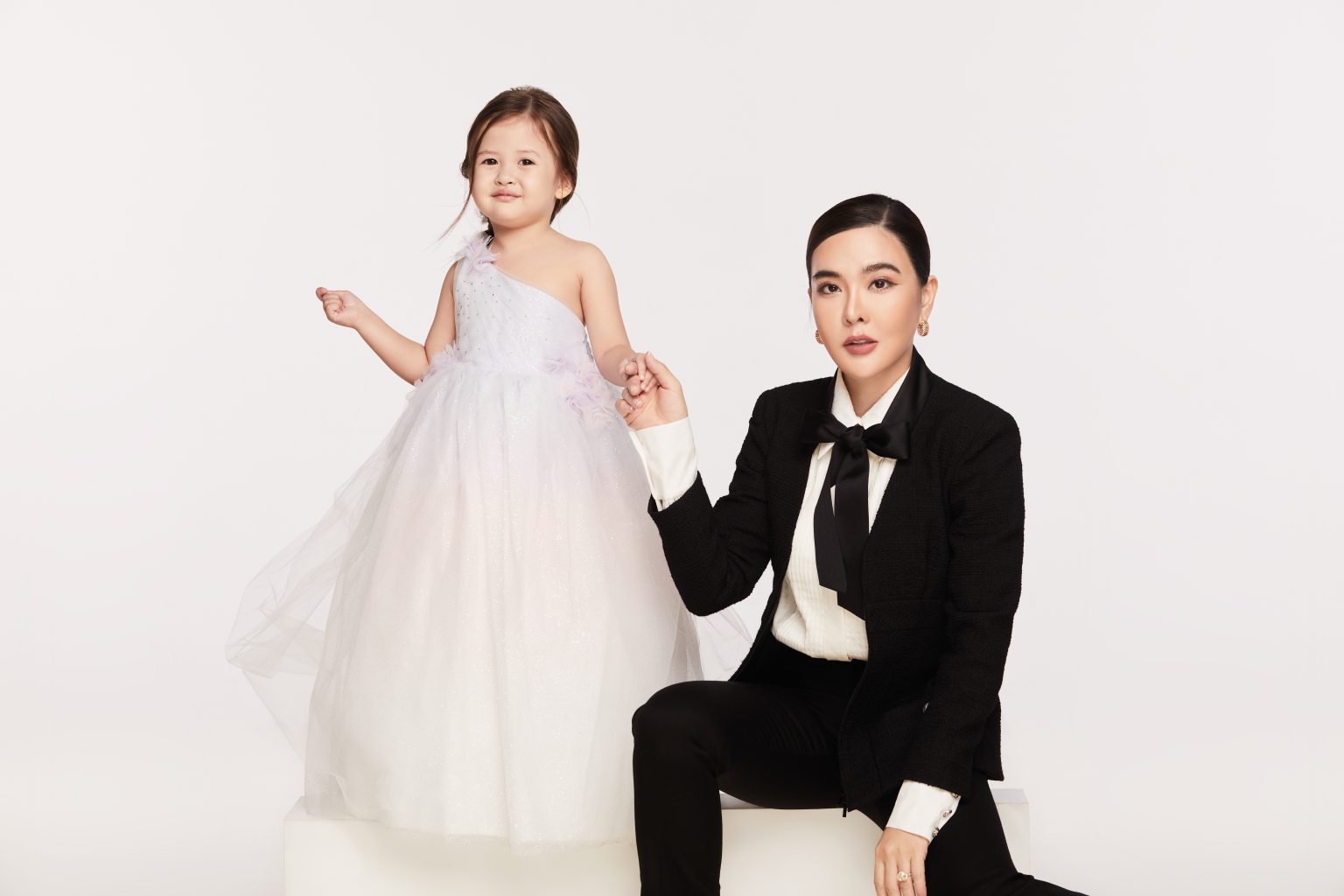 ซูมความสำเร็จสุดปังทุกมิติ “มิลินท์ เนลเลปเชนโก้ วินทรสิริ” CEO หญิงสุดสตรองแห่ง Supreme Pharmatech