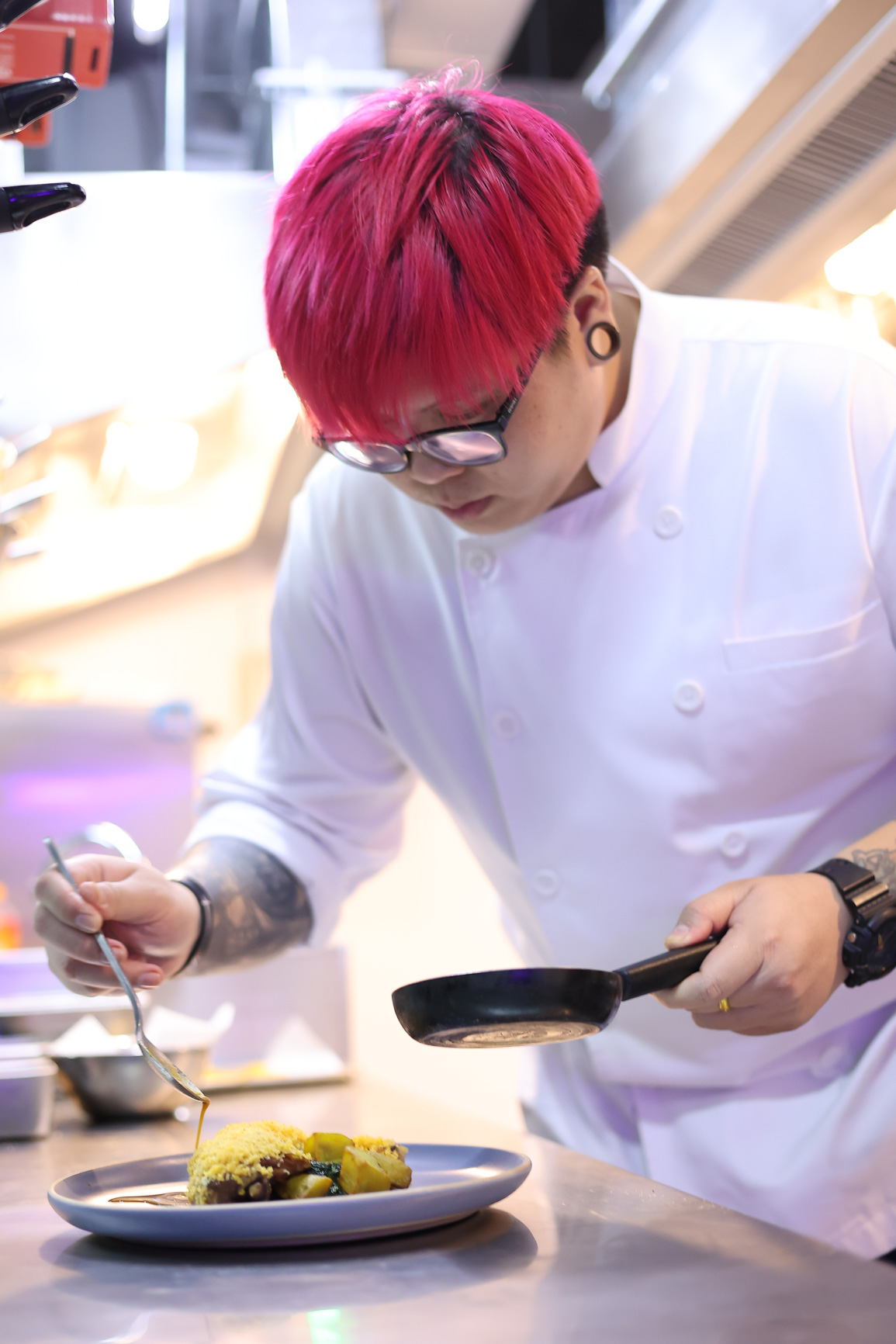 ร่วมเปิดประสบการณ์ Chef's Table ณ ร้าน Throwback ตึกสีลมเอจ