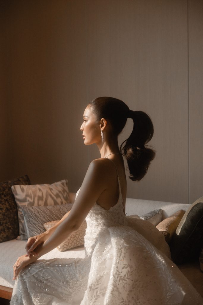 สวยสง่าไร้ที่ติ 'ปาย สิตางค์' ใน 3 ชุดเจ้าสาวสุดหรูจาก Vanus First