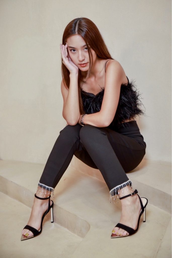 เดินสวยสับดุจบนรันเวย์! V FOR SHU คอลเล็คชั่นพิเศษจาก SHU x VATANIKA