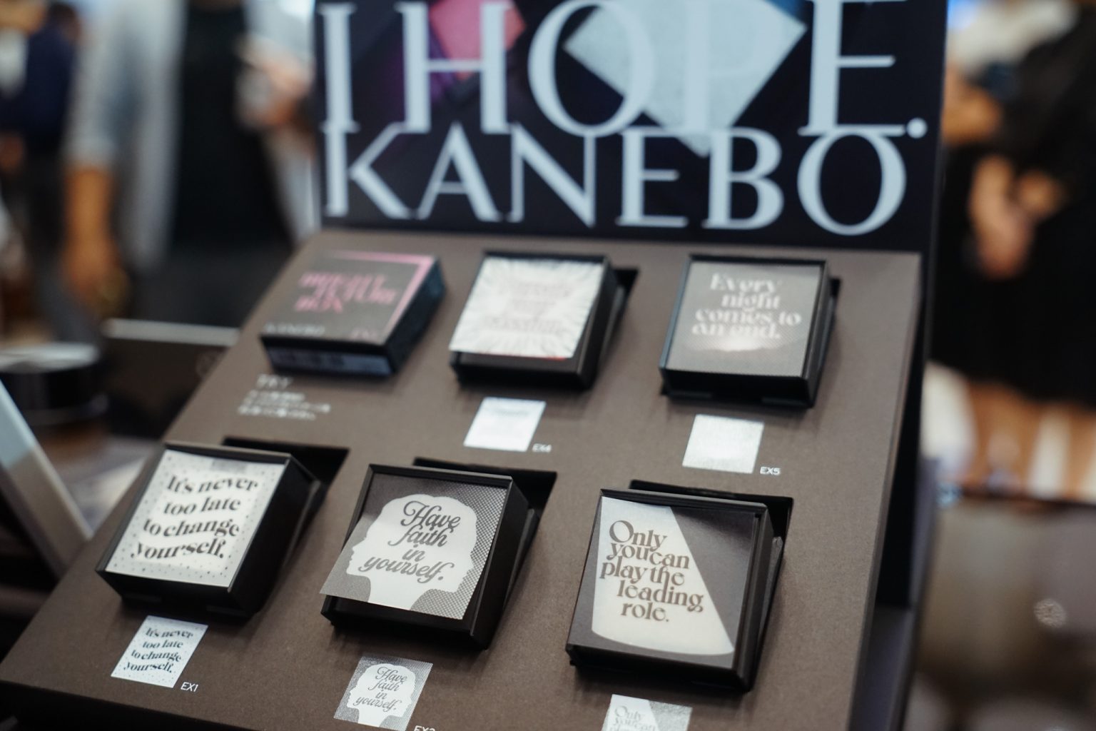 KANEBO BRIGHT FUTURE BOX กลิตเตอร์อายแชโดว์ลิมิเต็ด สานต่อแนวคิดESG ...