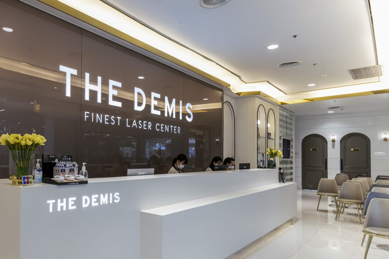 คุณหมอหลิน The Demis Clinic อัปเดตเทรนด์การดูแลผิว พร้อมแชร์ตัวช่วยอัพ ...
