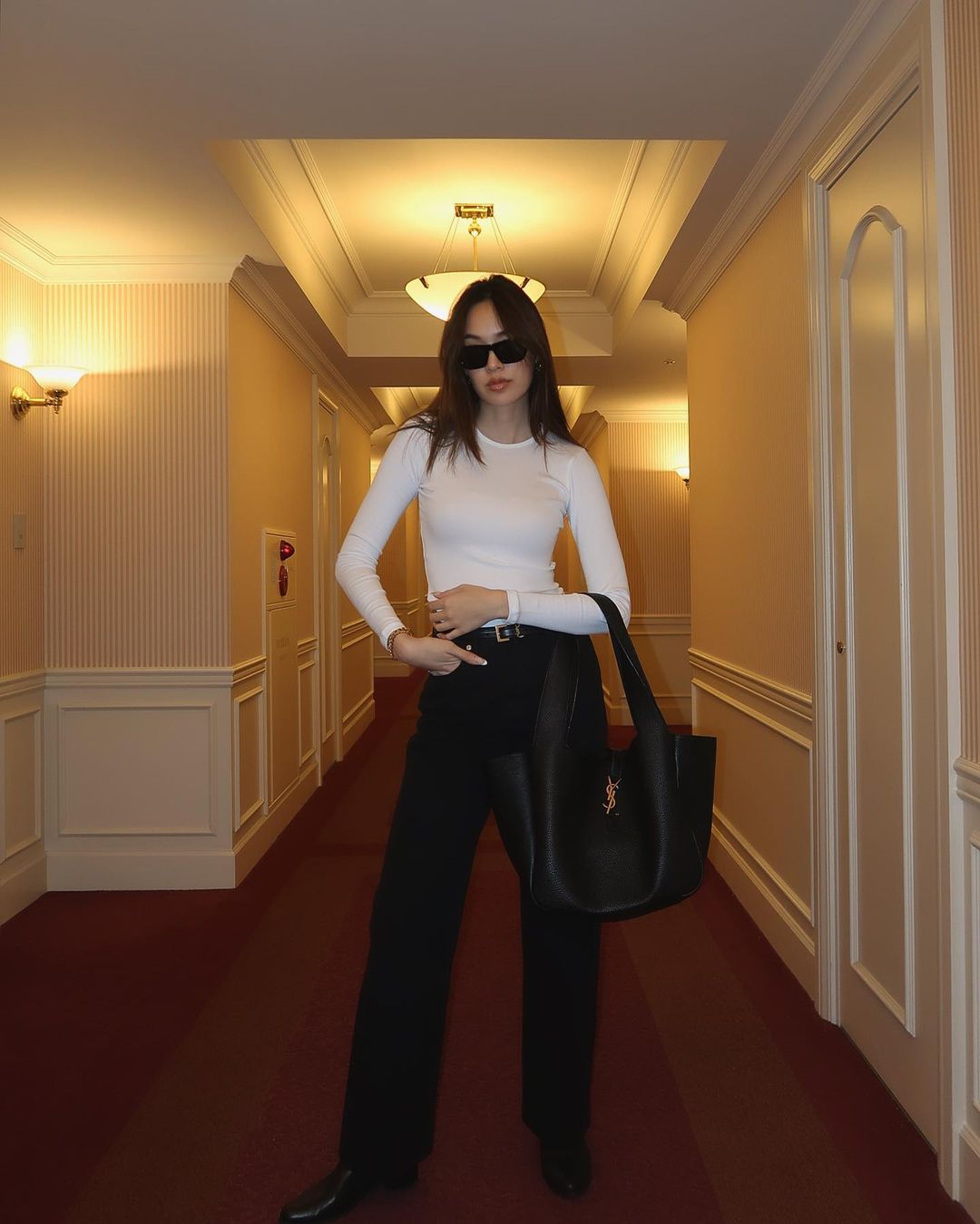 ซูมอิน Saint Laurent "Bea" กระเป๋าของเหล่าเซเลบริตี้