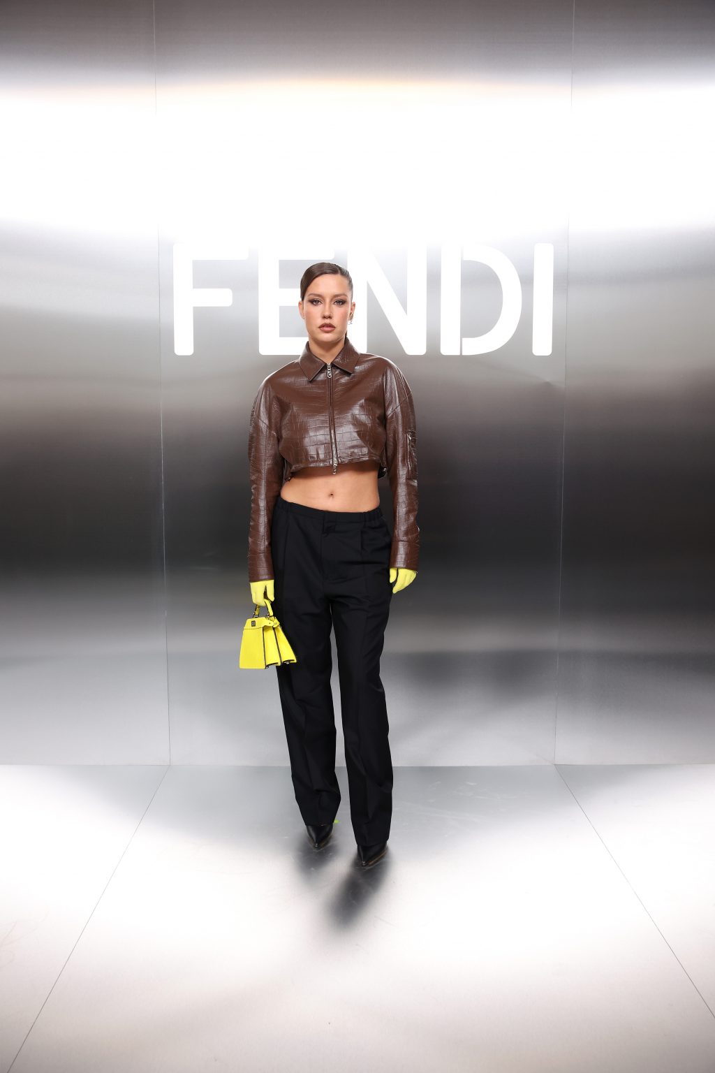 เก็บตกลุคเหล่าตัวแม่นั่งฟรอนต์โรว์ ร่วมชมโชว์ Fendi Women’s SS 2024