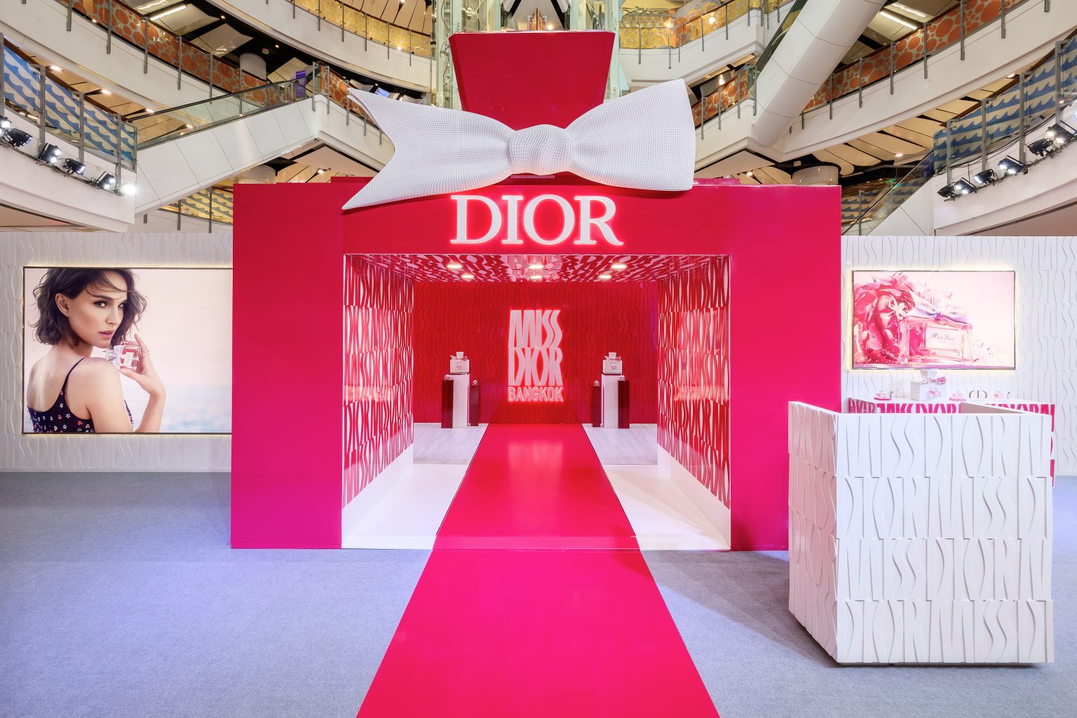 เช็คอิน Miss Dior Pop-up ลองน้ำหอมกลิ่นใหม่ Miss Dior Parfum ที่แรกในเอเชียตะวันออกเฉียงใต้