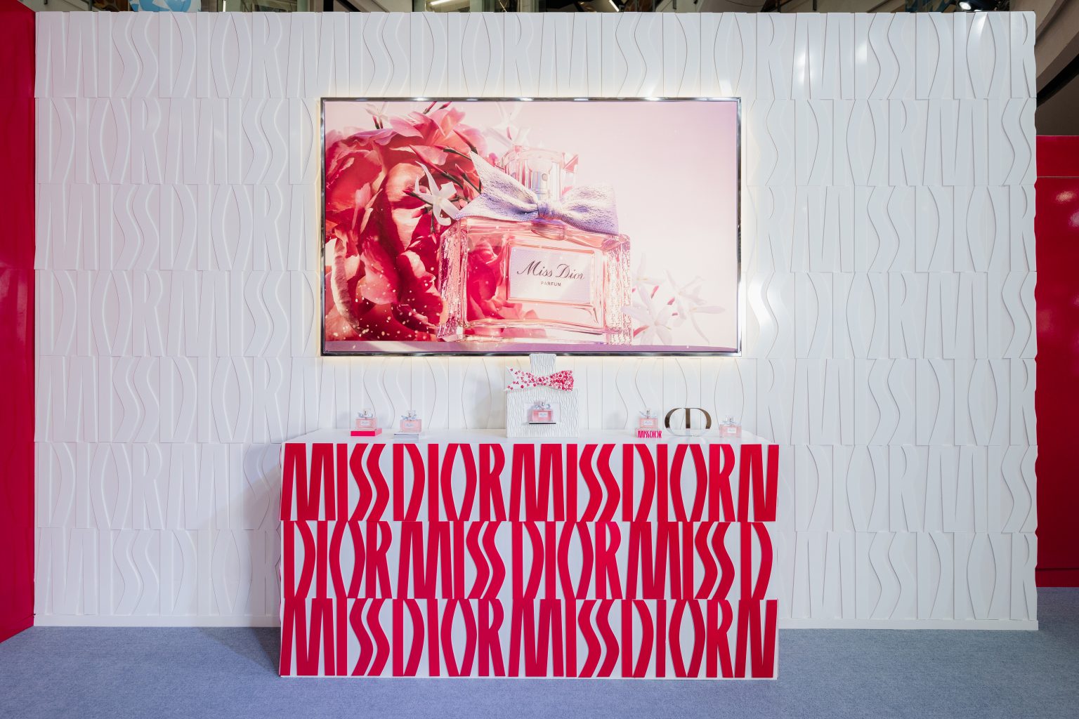 เช็คอิน Miss Dior Pop-up ลองน้ำหอมกลิ่นใหม่ Miss Dior Parfum ที่แรกใน ...