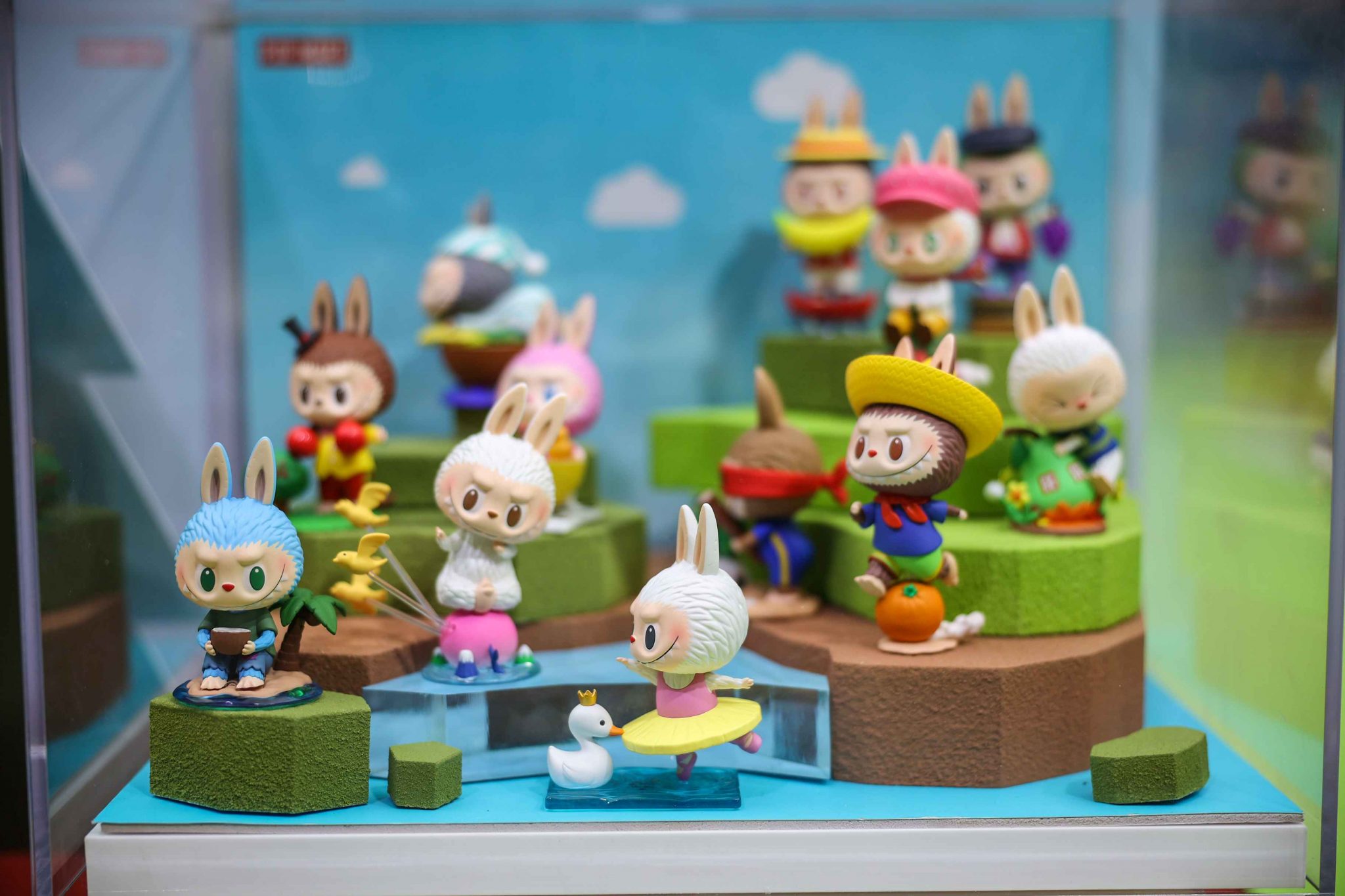 ฮ็อตไม่แผ่ว! POP MART เปิดสาขาเมกา บางนา ธีม LABUBU ครั้งแรกของโลก ใหญ่ ...