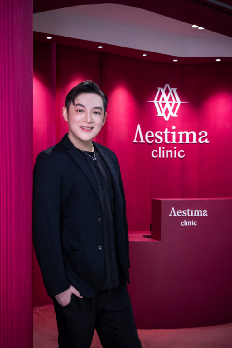 เปิดวาร์ป...หัตถการงานผิวมาแรง...กับ “หมอตั๋ง - หมอติ๊บ - หมอบอล” แห่ง Aestima Clinic
