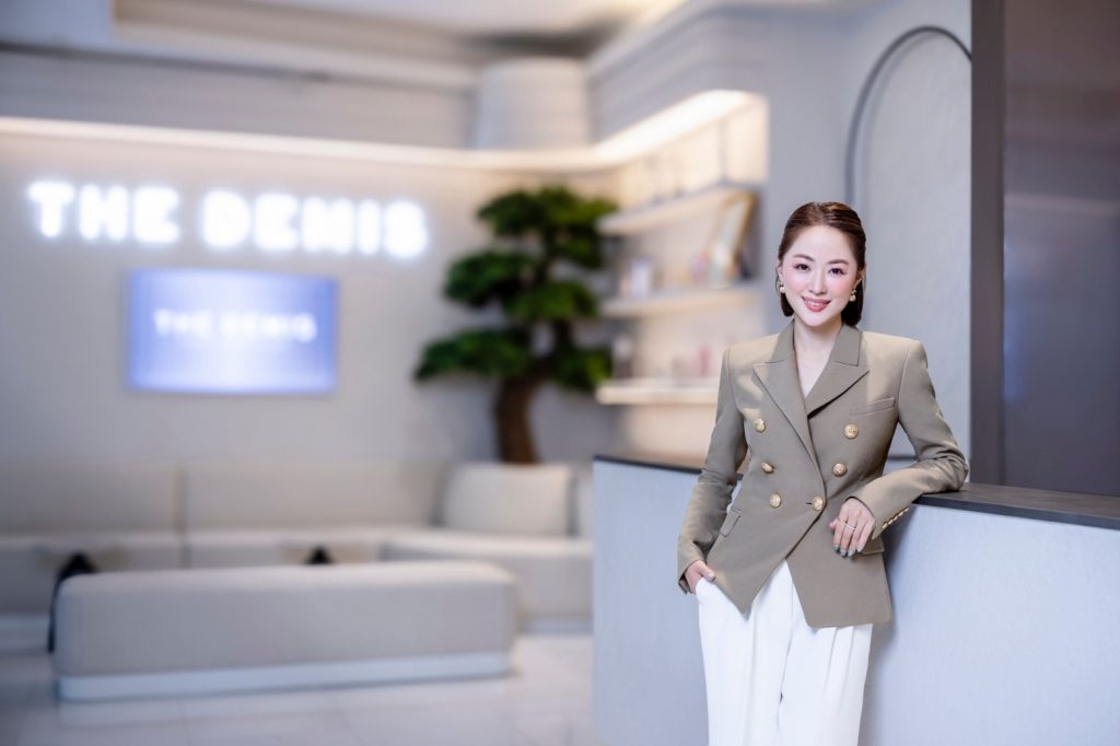 “หมอหลิน The Demis Clinic” เผยความสำเร็จ คว้ารางวัลแห่งความภูมิใจ 5 ปีซ้อน