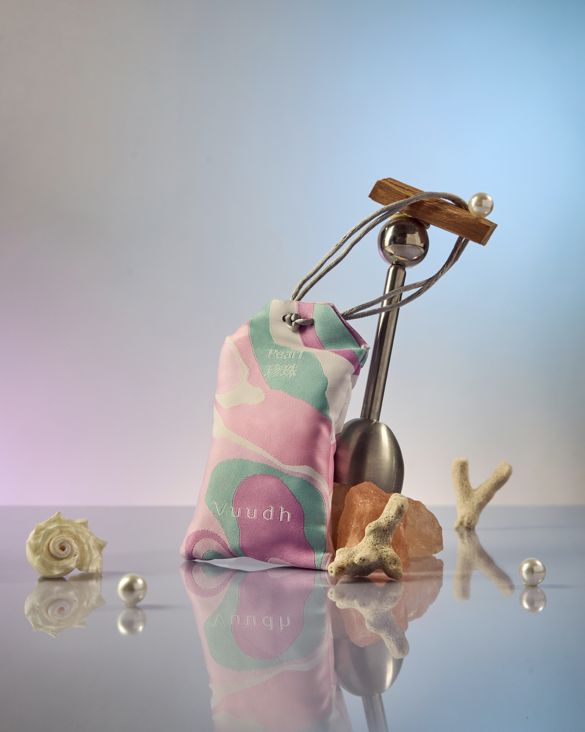 ก้าวสู่ ความโชคดี ในปี 2025 นี้ VUUDH Aromatic Charm Lucky Stone ...