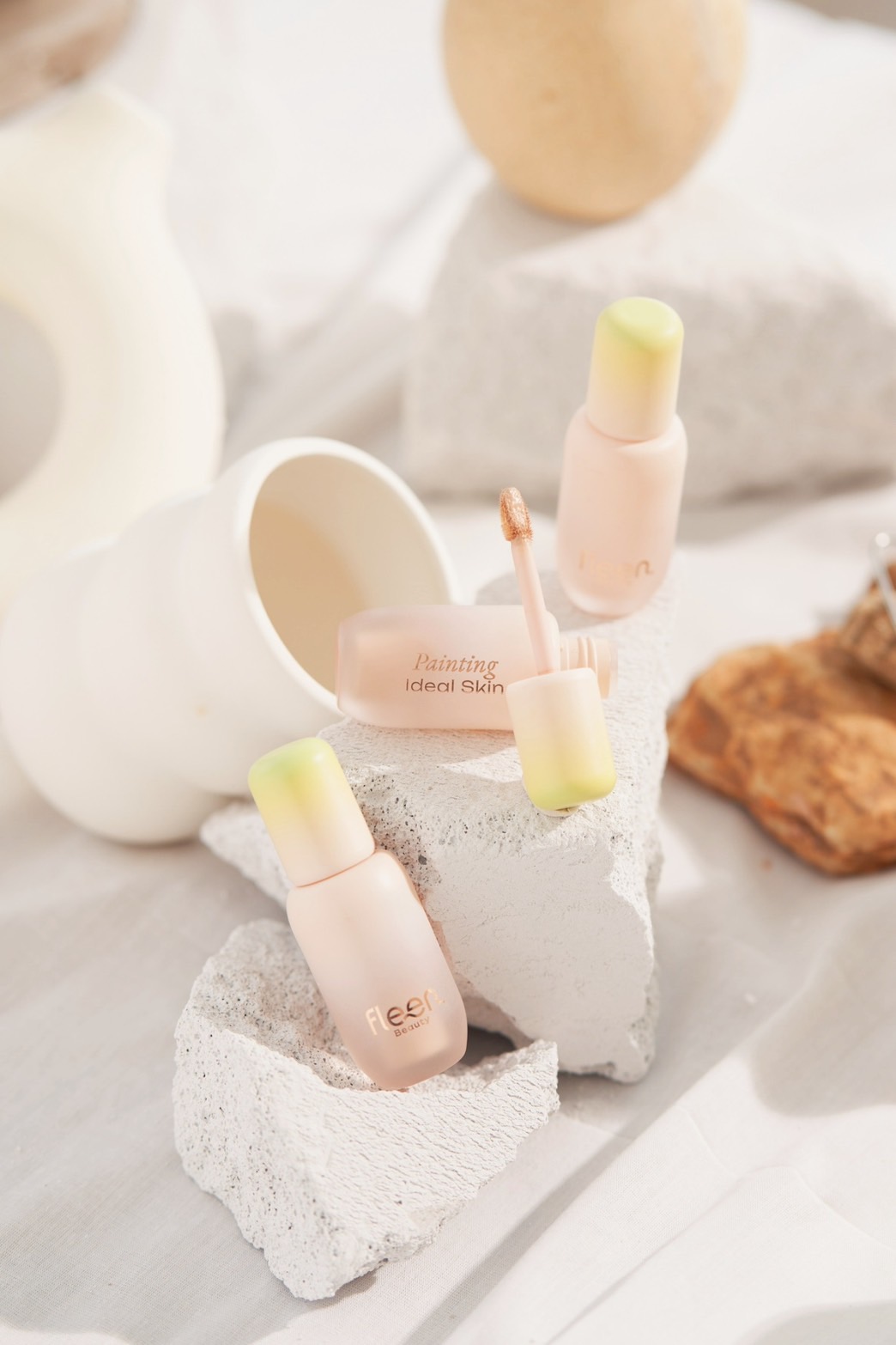 “Fleen Beauty” เมคอัพผสานสกินแคร์ เปิดตัว Skin Caring Corrector และ Hya ...