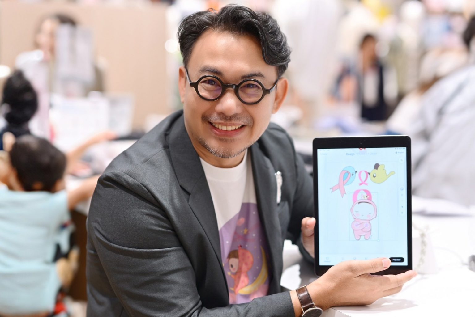 มูลนิธิถันยรักษ์ฯ x ครูปาน & ยูนิโคล่ เปิดตัว UTme Thanyarak