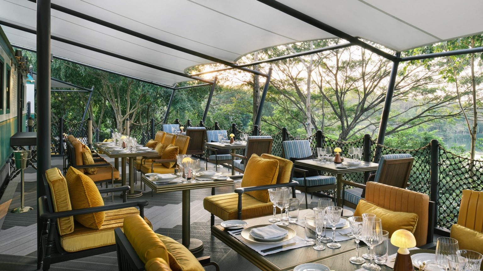 สำรวจ Poirot Fine Dining ห้องอาหารระดับ MICHELIN Guide Thailand 2025